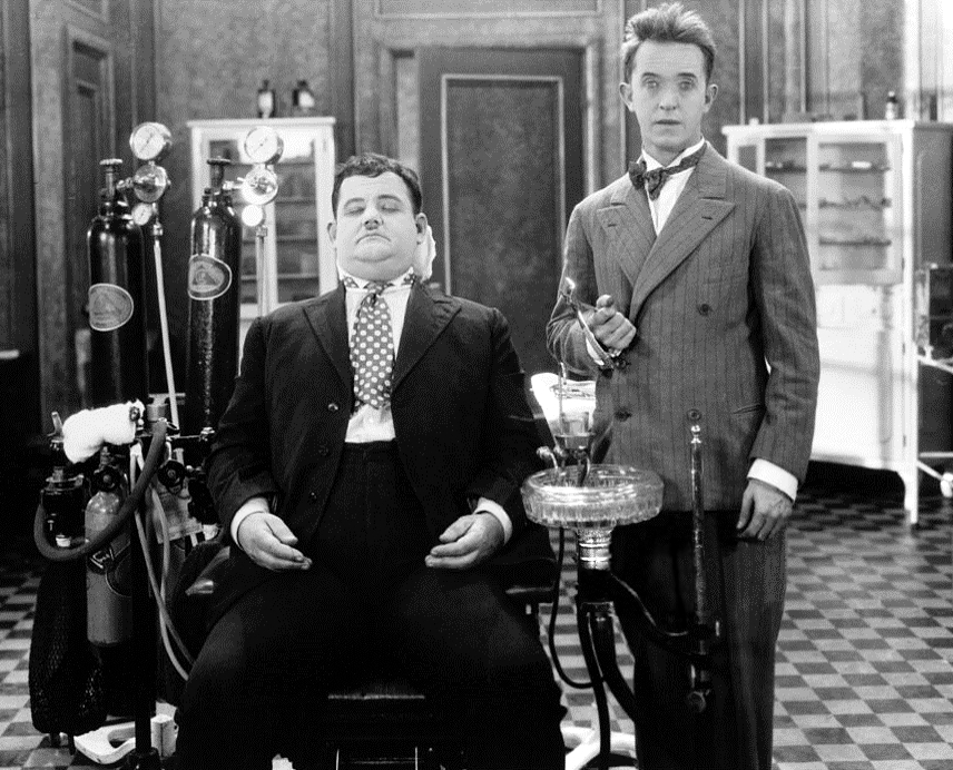 Picture of Leave 'Em Laughing (1928)