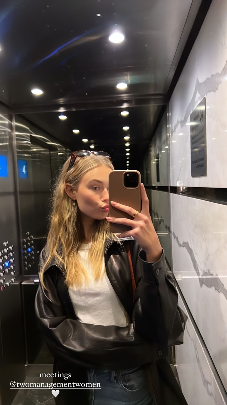 Picture of Elizabeth Jamrozy