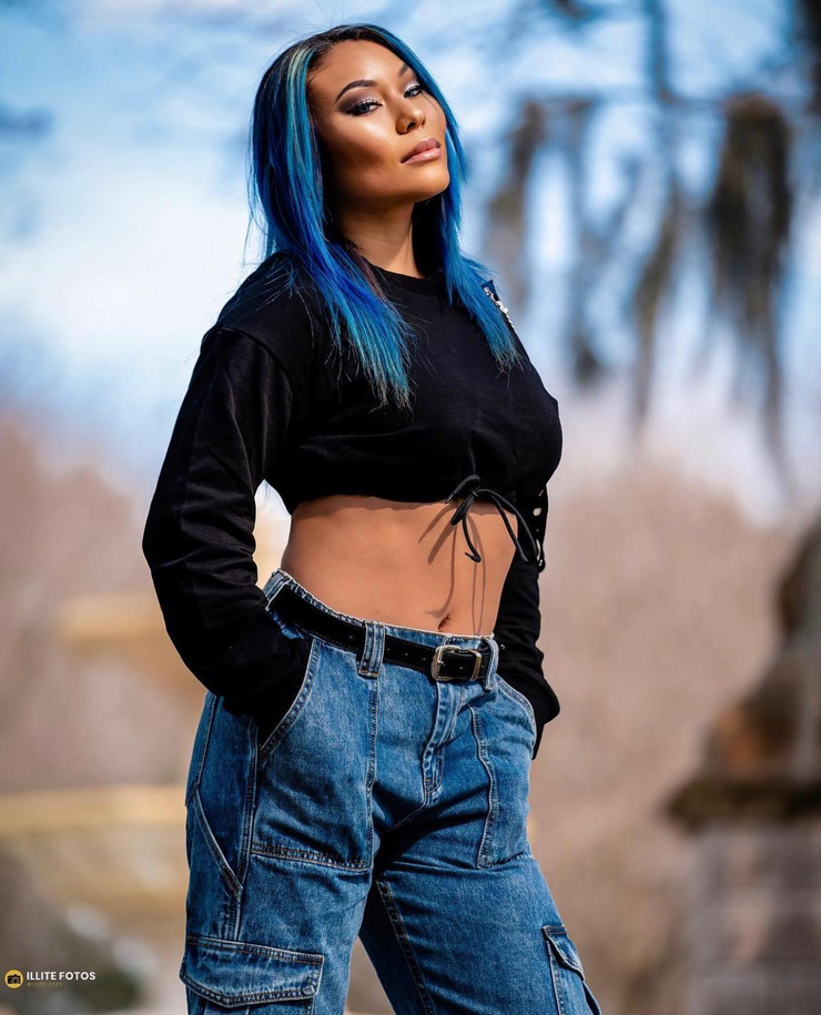 Mia Yim picture