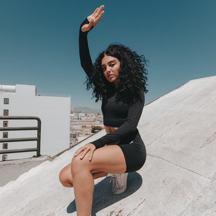 Picture of Brooke Maroon