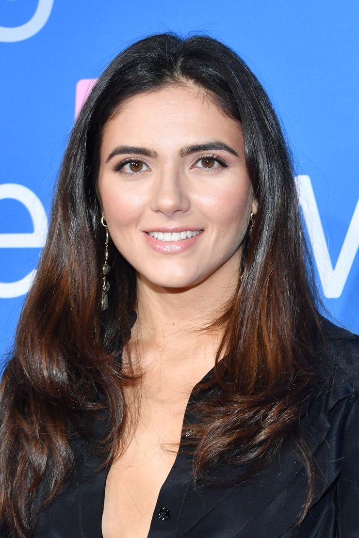 Picture of Arienne Mandi