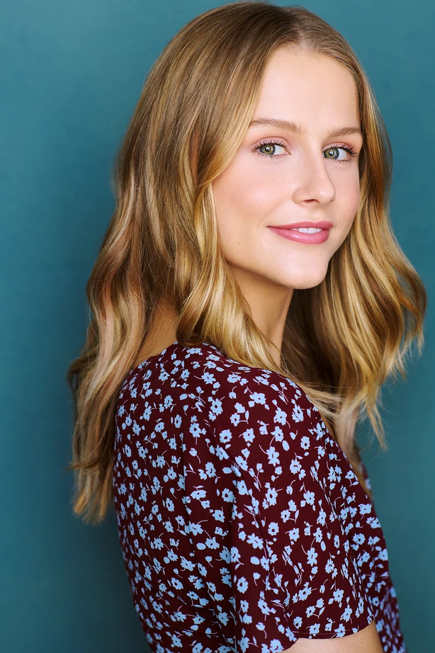 Image of Chloe Oloren