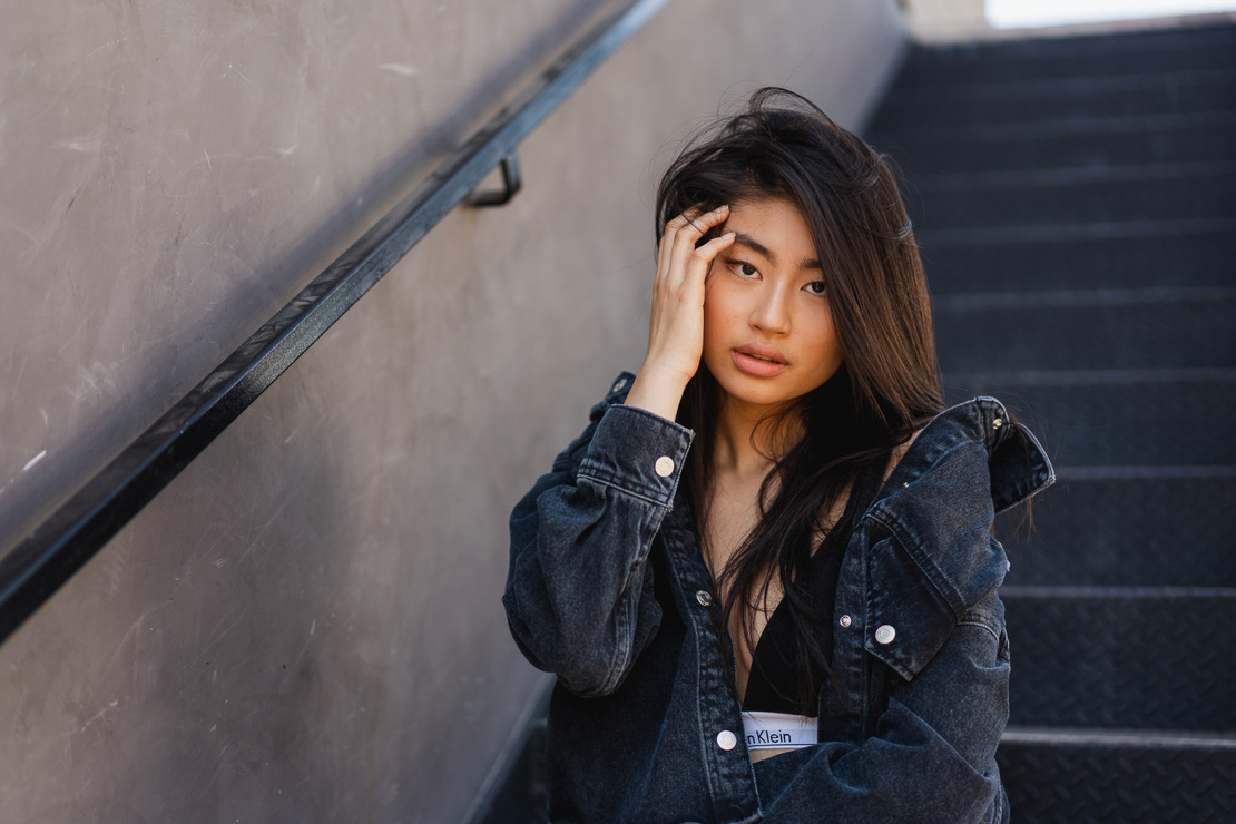 Picture Of Gloria Tang Model