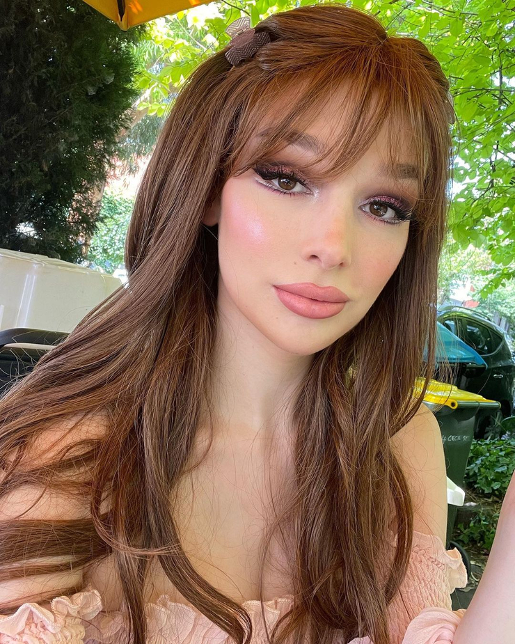 Picture of Grace Hyland