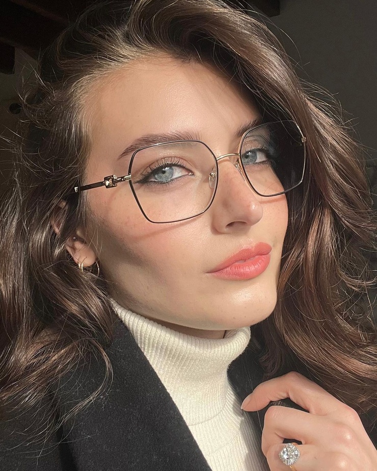 Picture of Jessica Clements