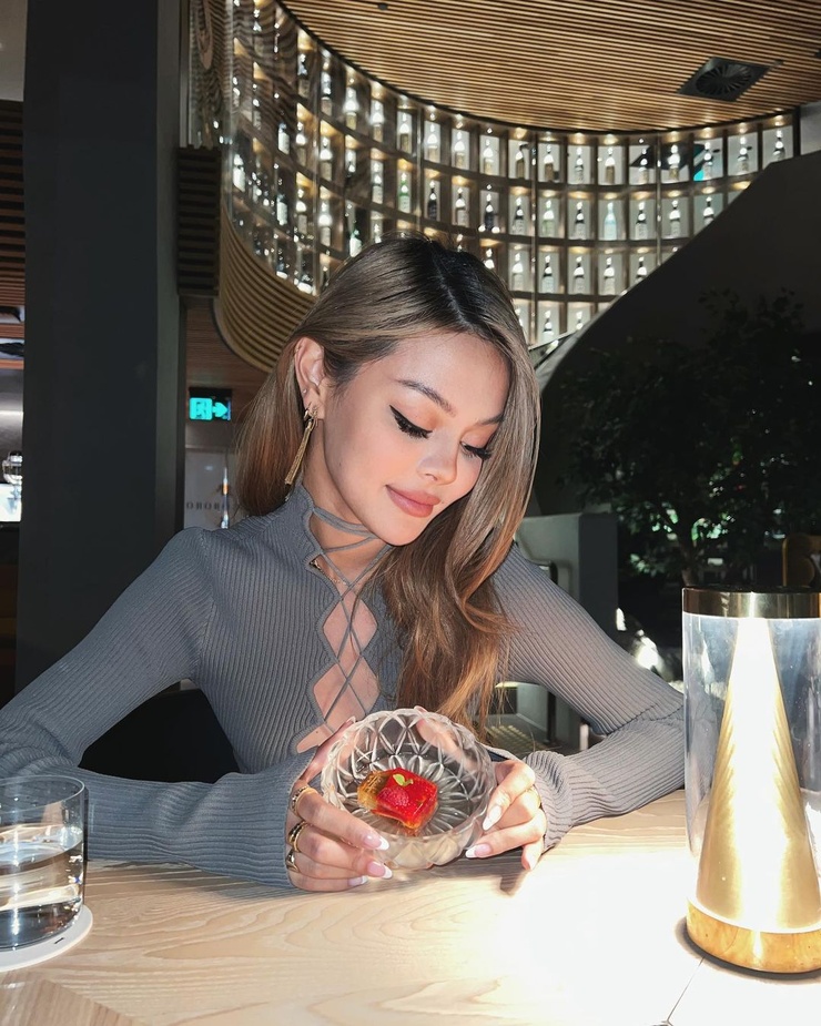 Picture of Lily Maymac