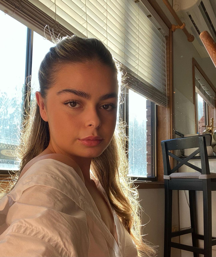 Sarah Wilson I image