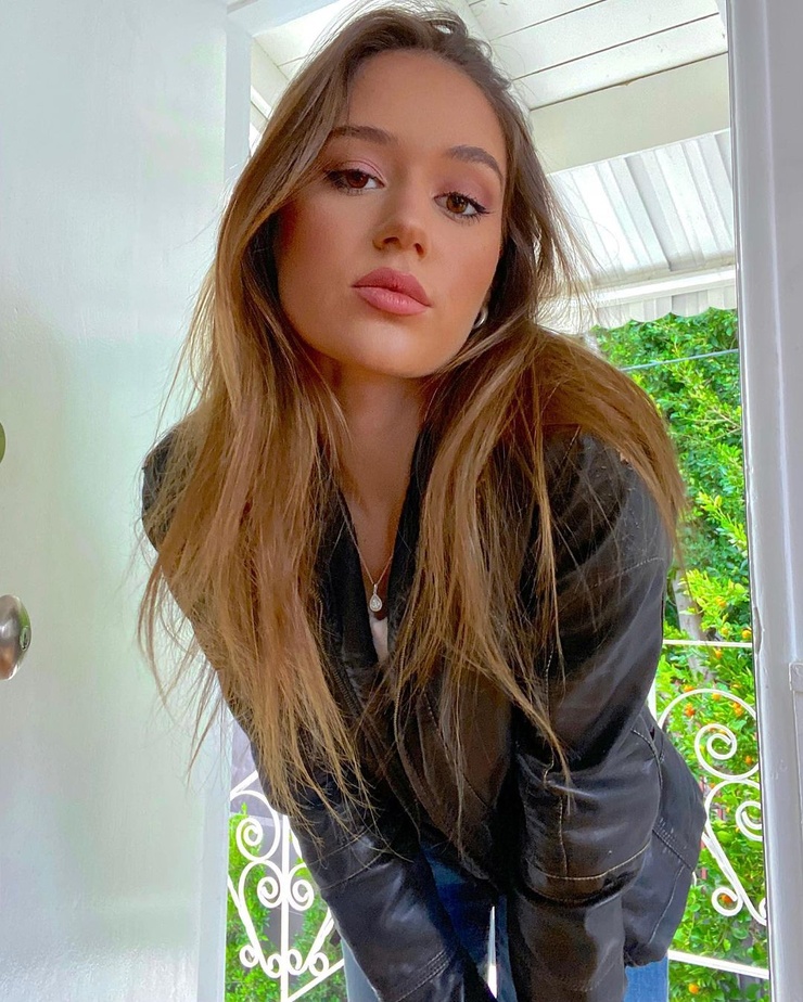 Picture of Riley Lewis