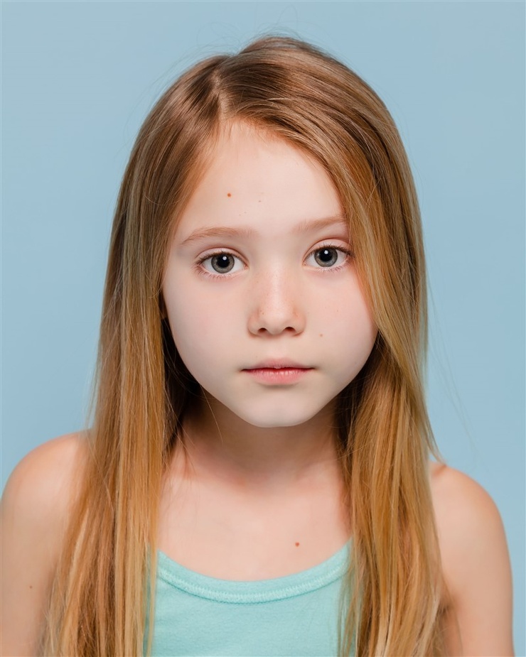 Picture of Anniston Price