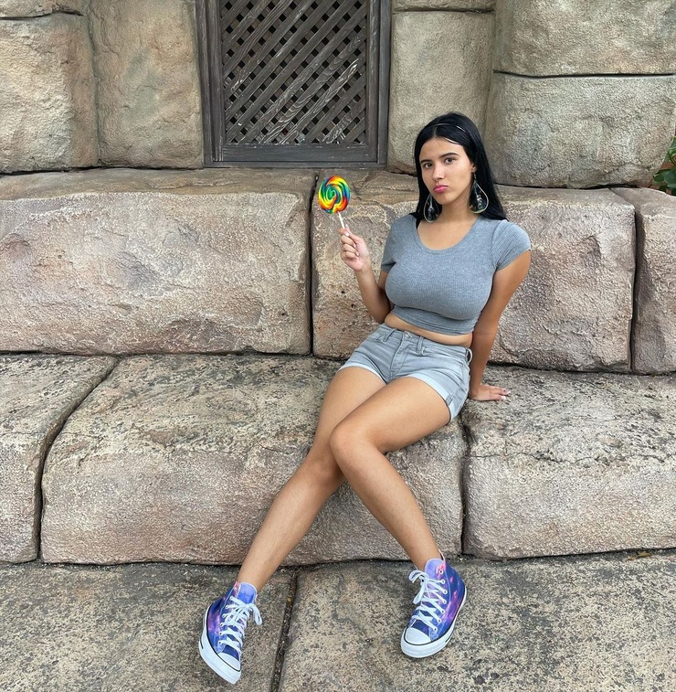 Image of Tabitha Lookofsky