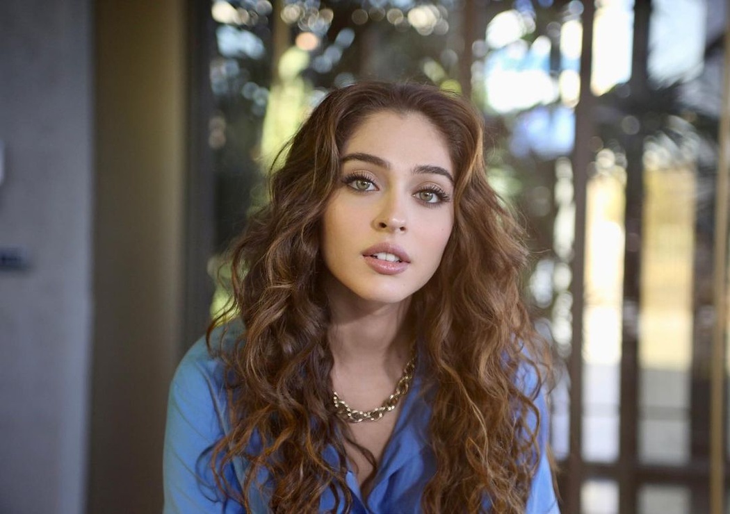 Picture of Cemre Baysel