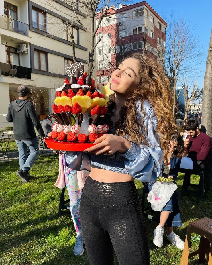 Picture of Cemre Baysel