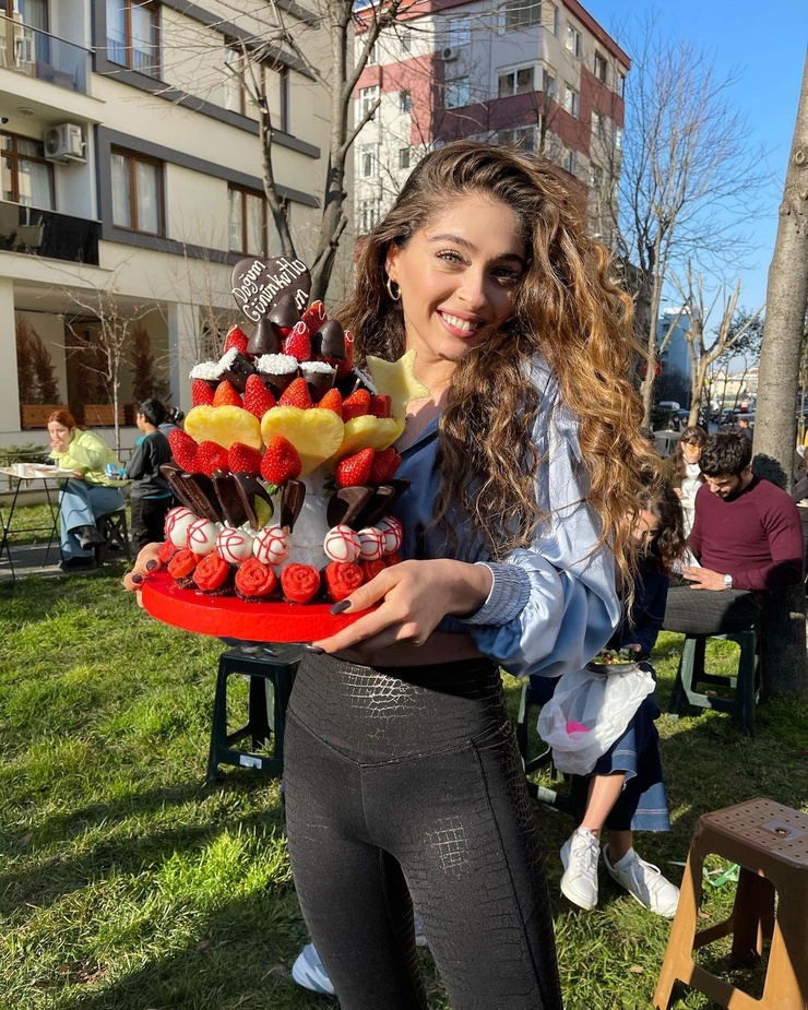 Picture of Cemre Baysel