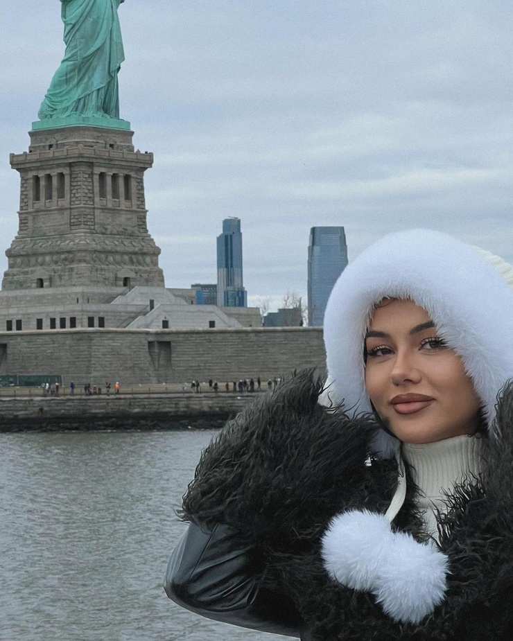 Doina Barbaneagra image