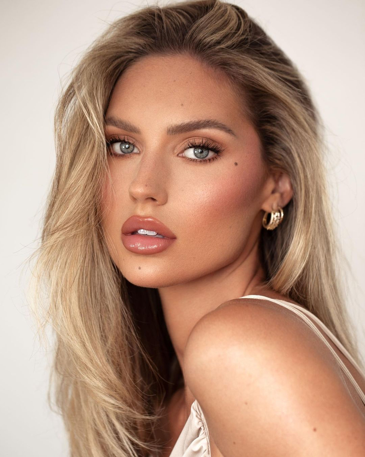 Picture of Sarah Wohl