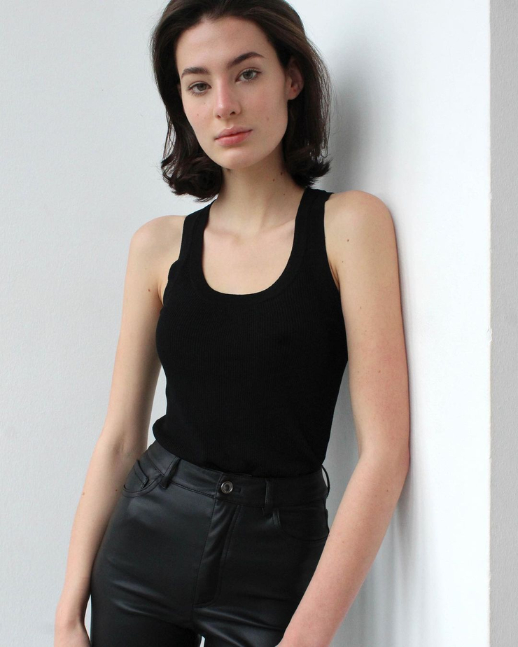 Picture Of Audrey Grace Model