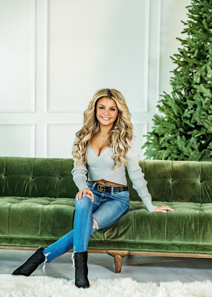 Picture of Mallory James Mahoney