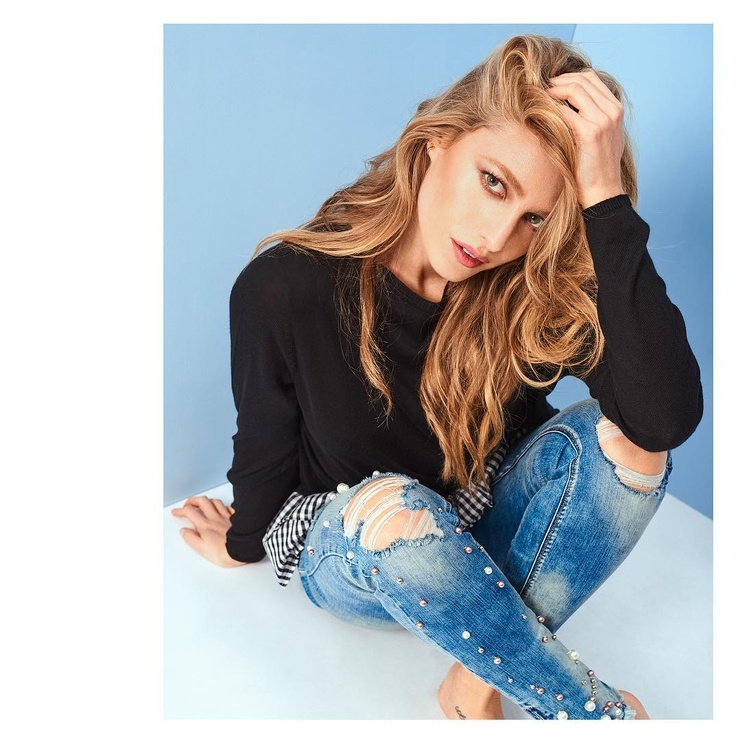 Picture of Lara López II