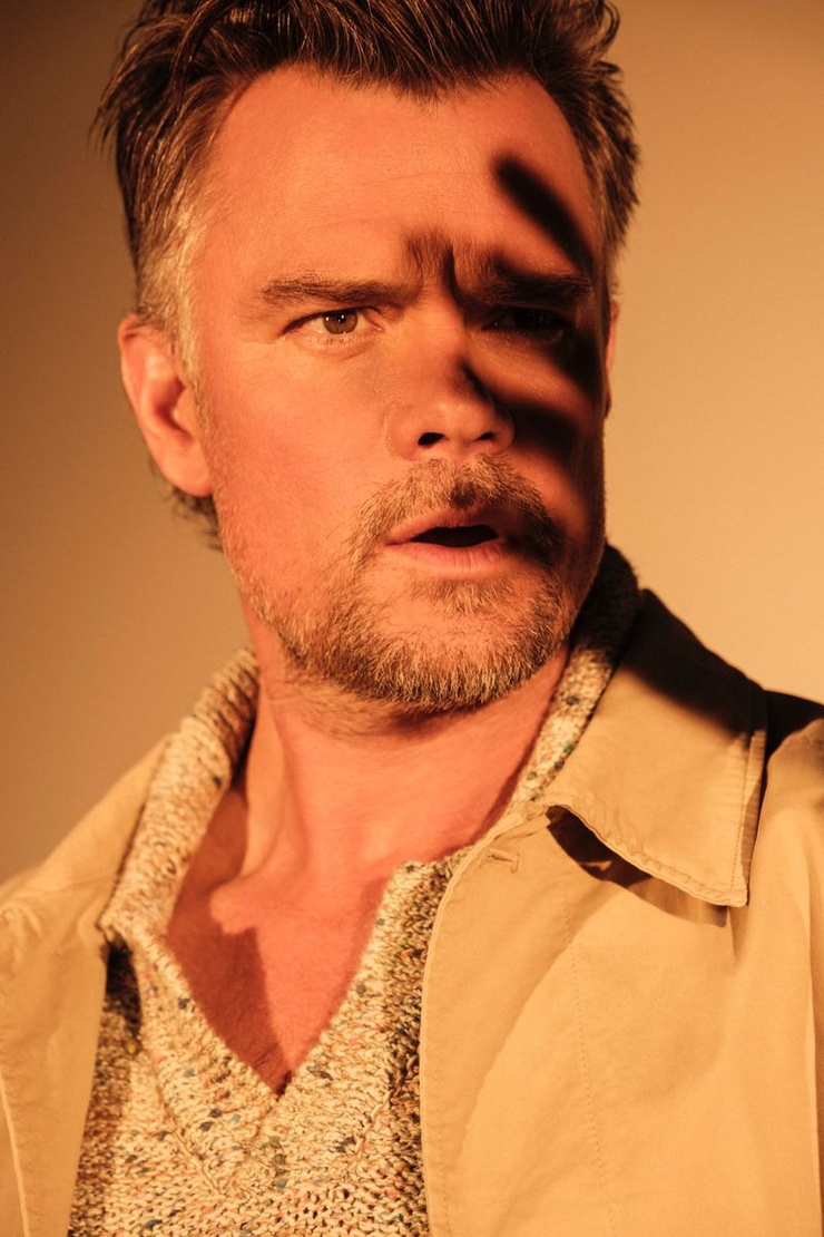 Josh Duhamel picture