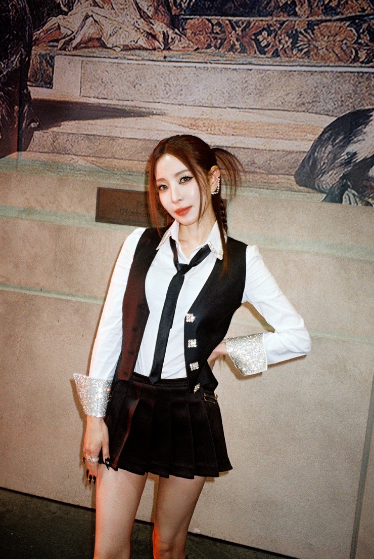 Picture of Girls On Top