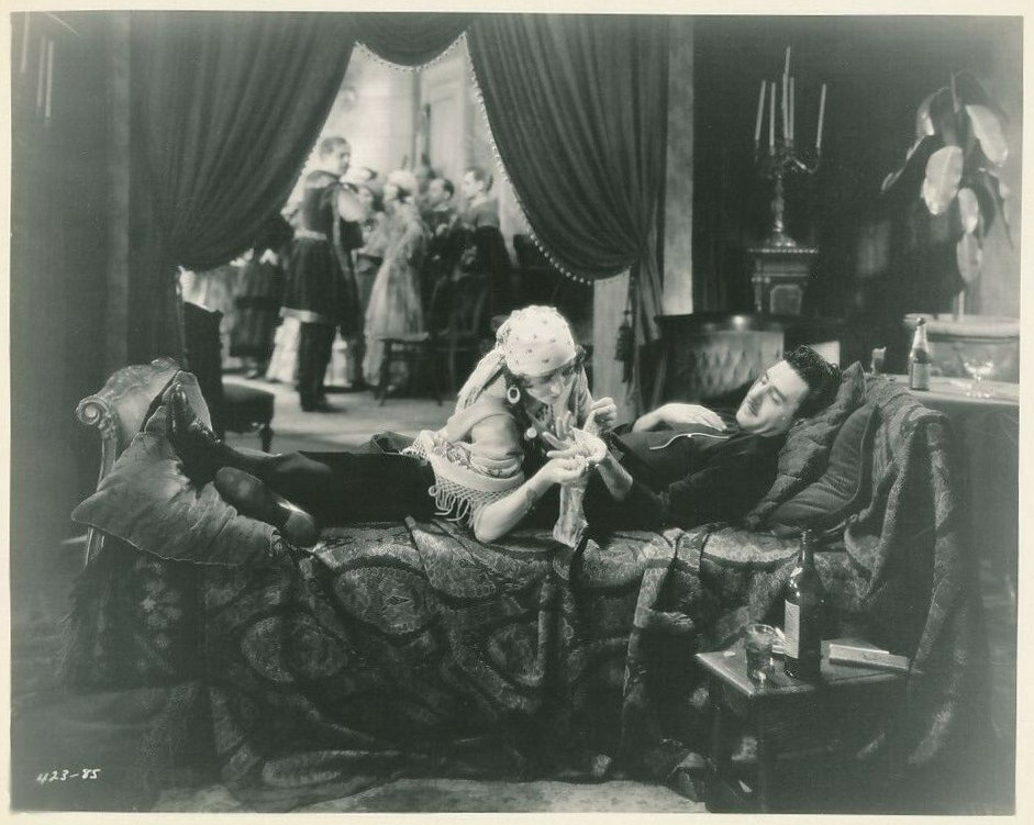 Renée Adorée, John Gilbert