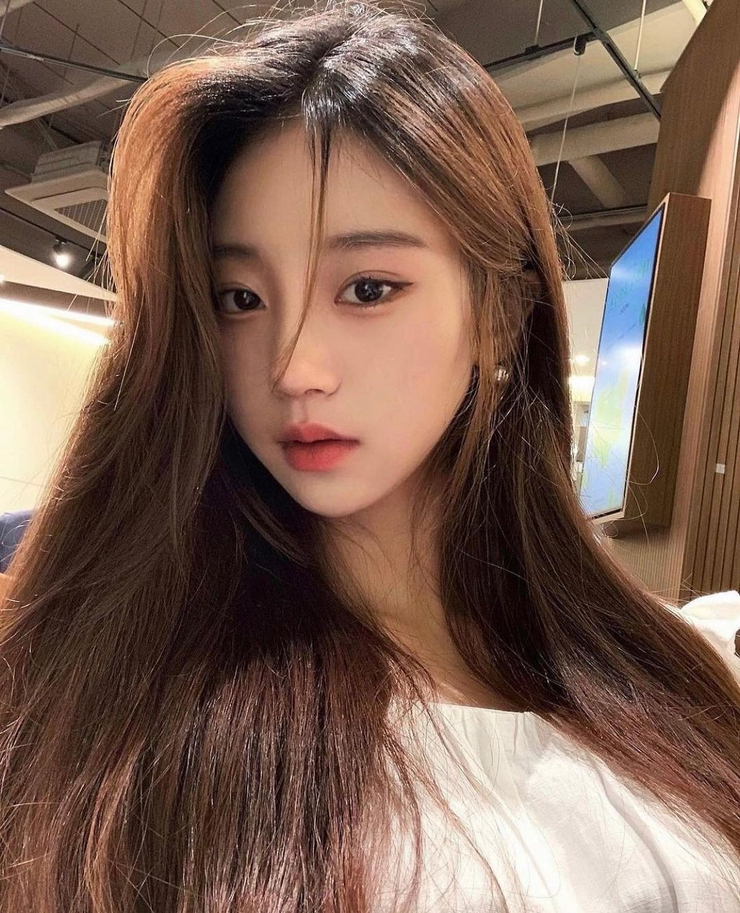 Picture of Yoon Young-Chae