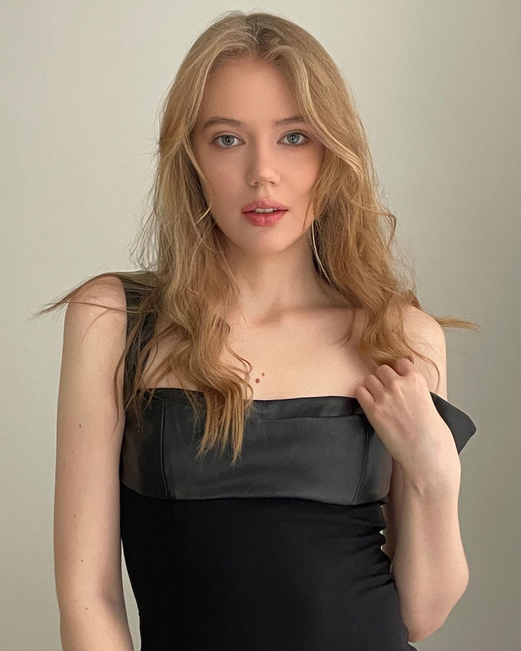 Picture Of Zlata Platon