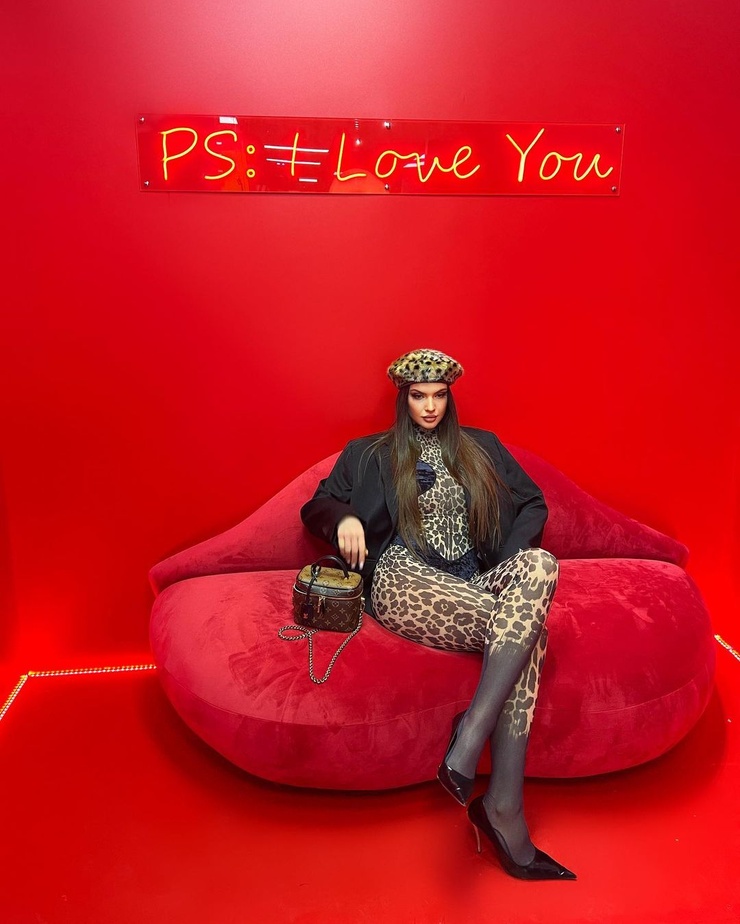 Picture of Oriola Marashi