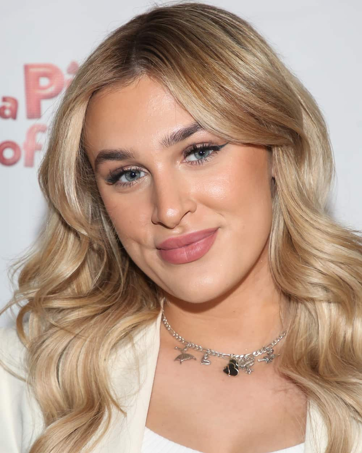 Picture of Madison Williams