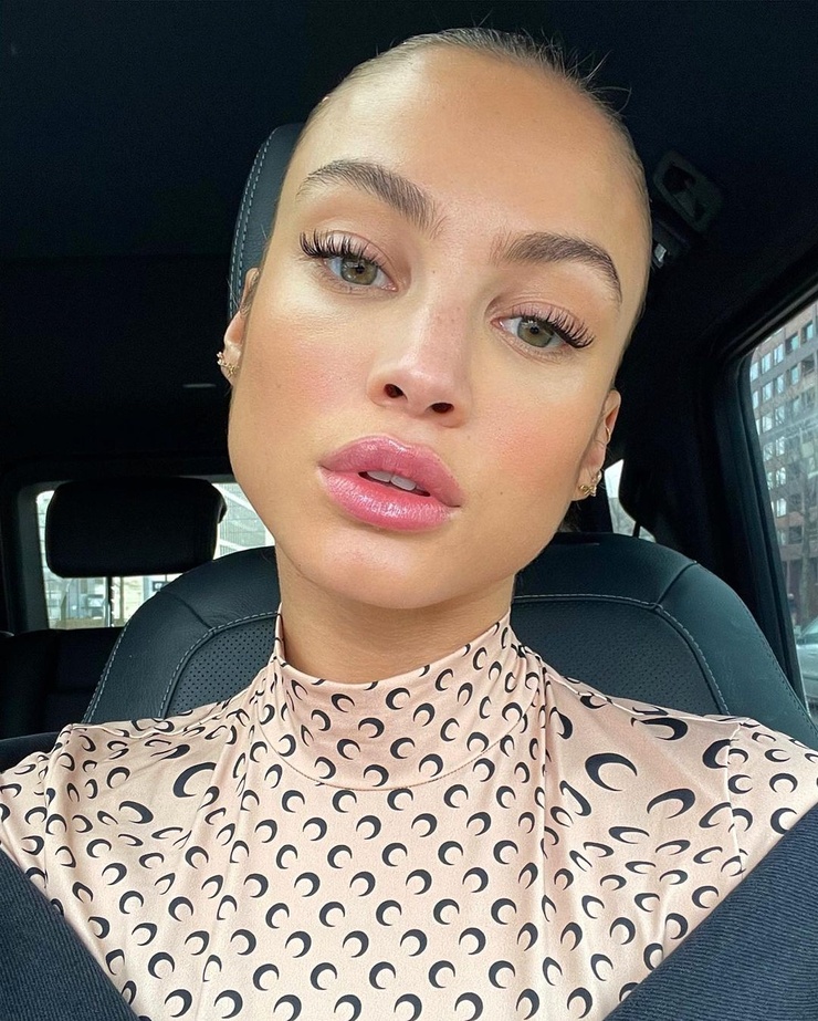 Stephanie Bertram Rose picture