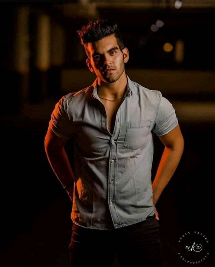 Picture of Aviral Gupta