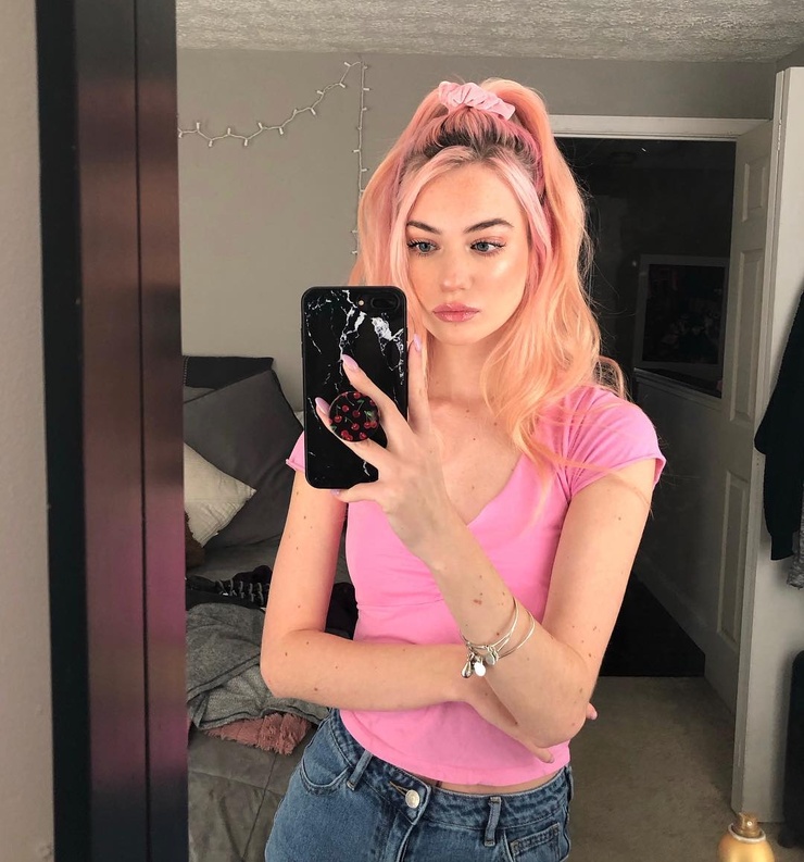 Picture of Kennedy Walsh