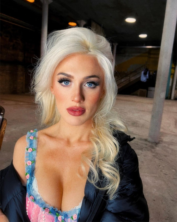 Picture of Emma Holzer