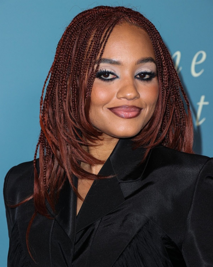 Kiersey Clemons picture