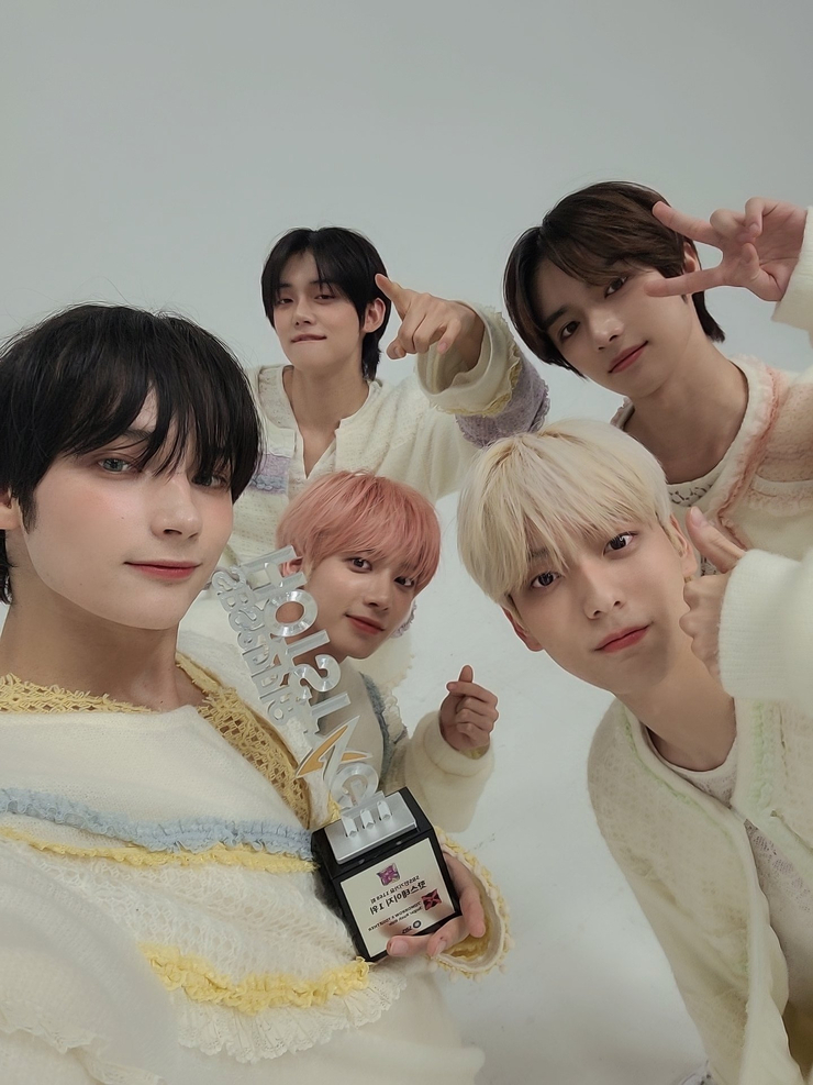 Picture of TXT