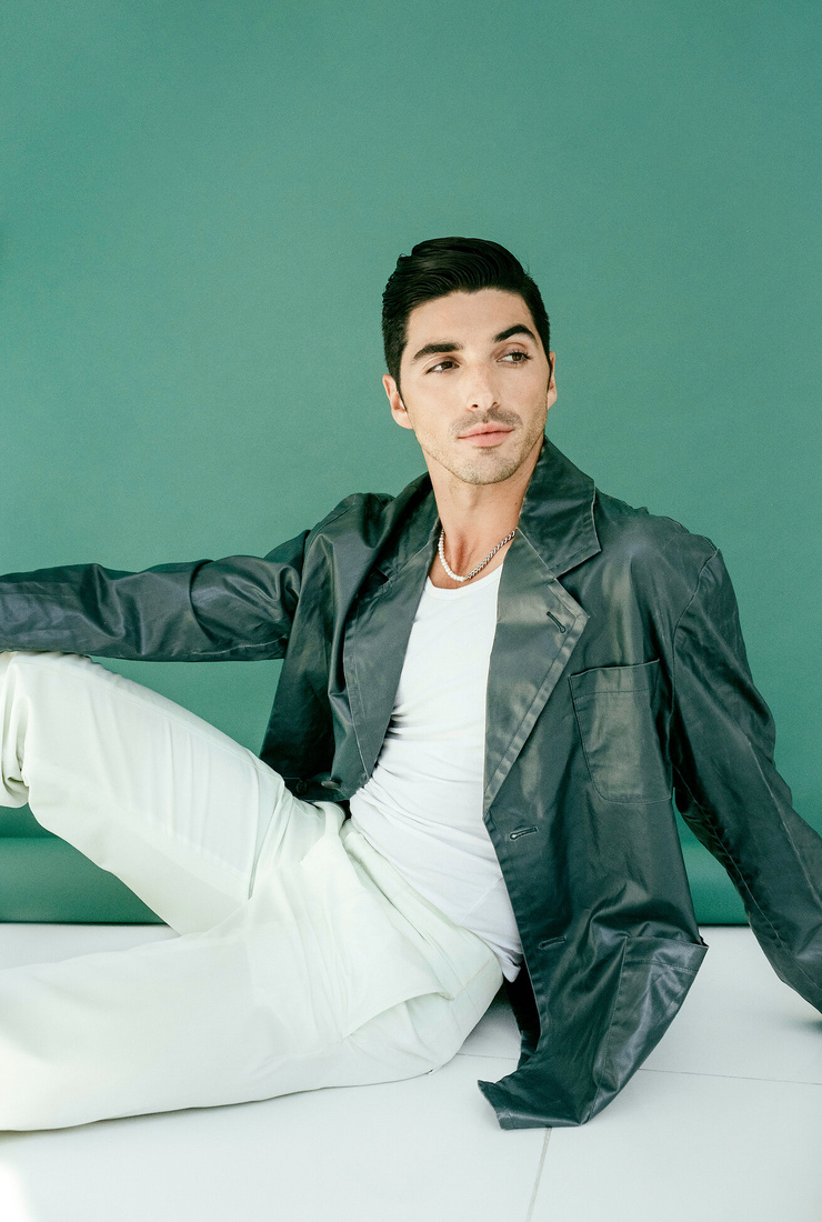 Picture of Taylor Zakhar