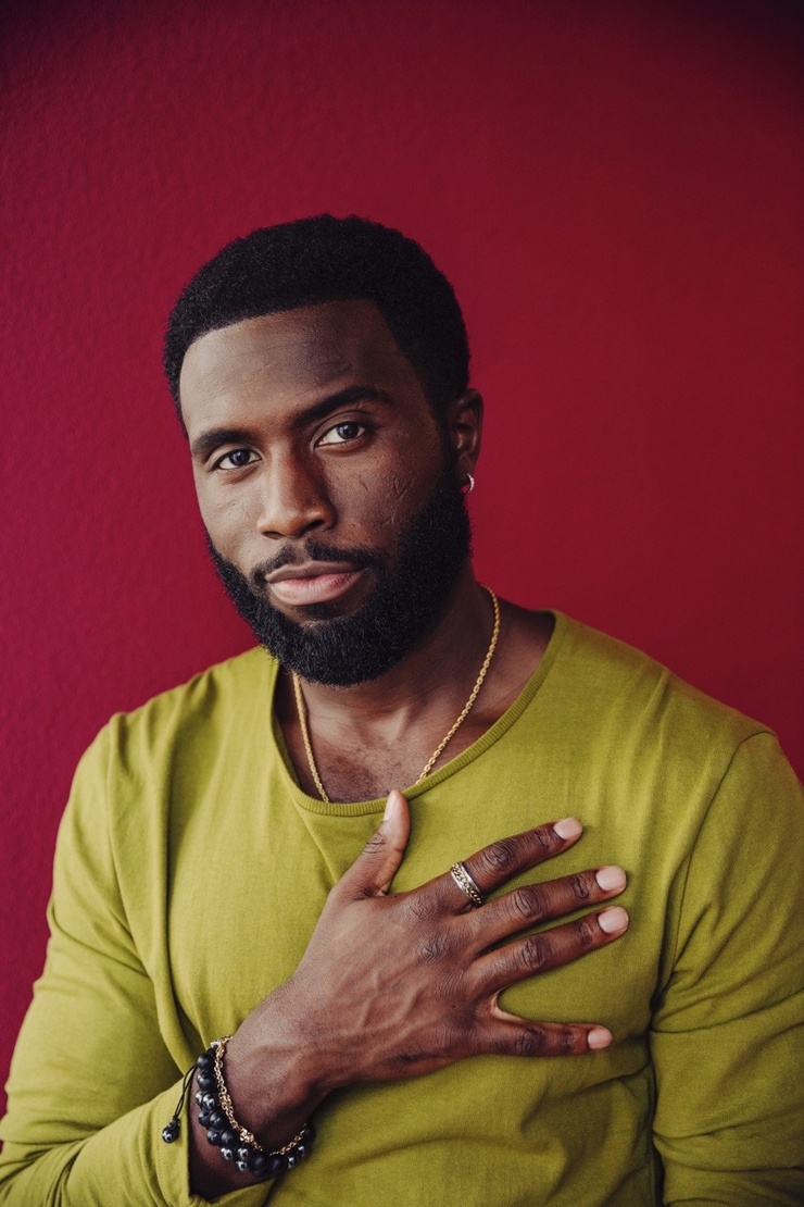 Picture of Y'lan Noel