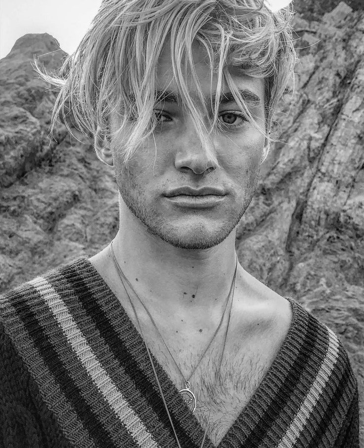 Picture of Mitchell Hoog