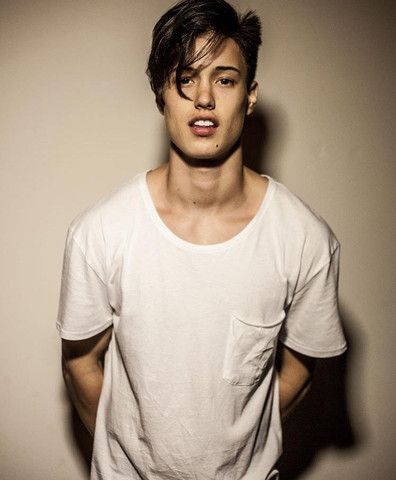 Picture of Derek Luh