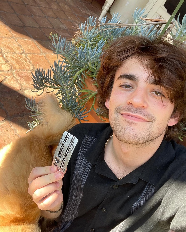 Image of Charlie Rowe