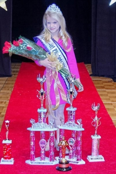 Kaylyn Slevin picture