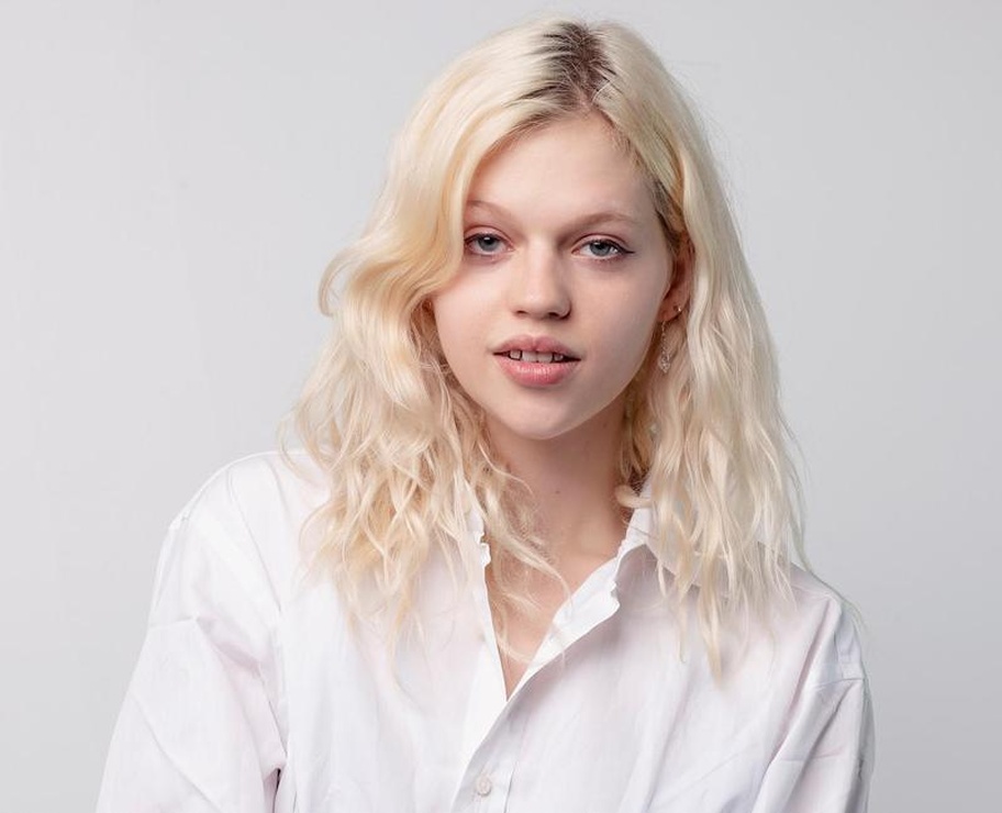 Picture of Emma Peet