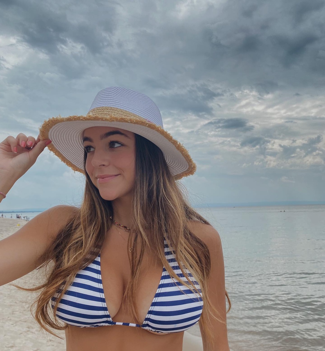 Monika Mancini picture