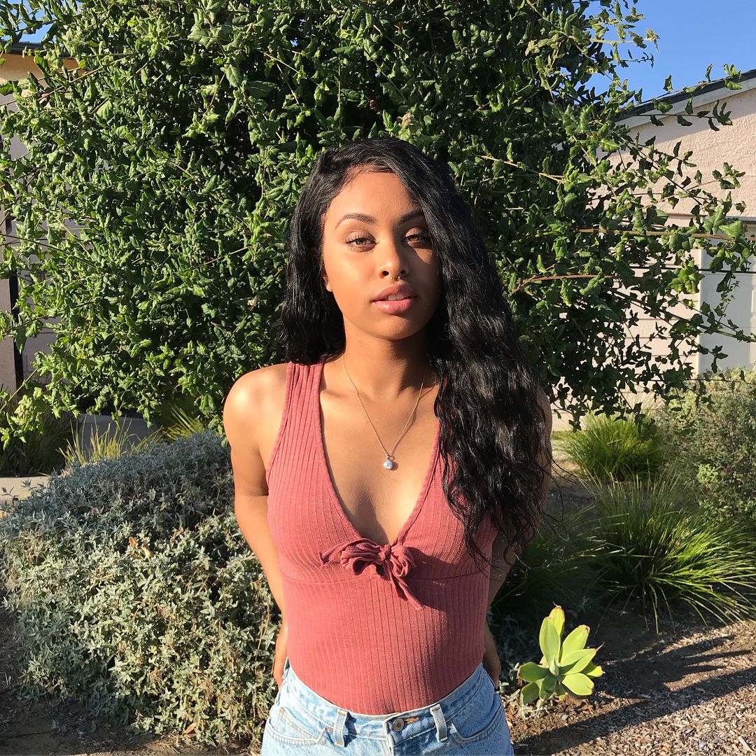 Picture of Aliana Elisse