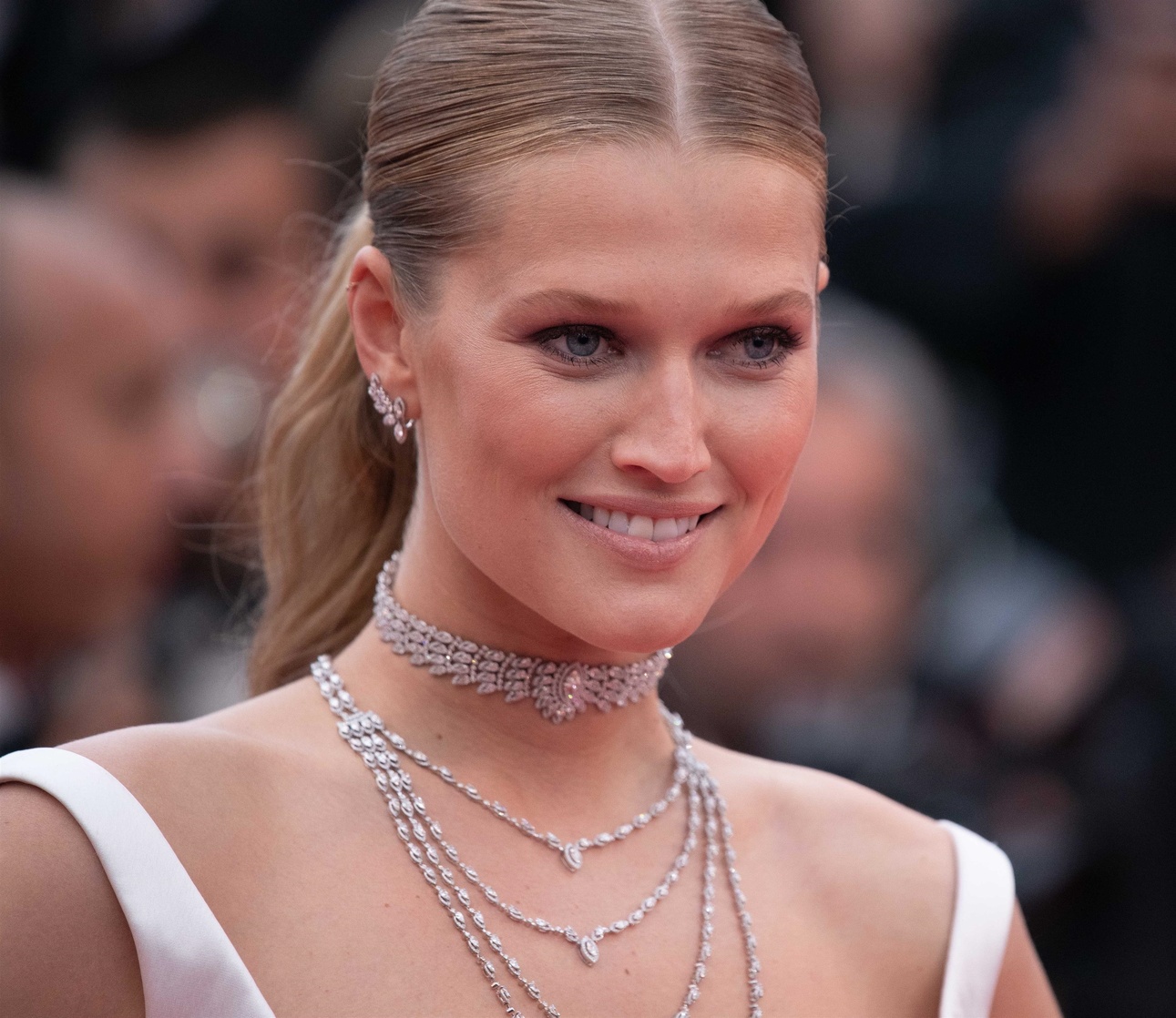 Picture of Toni Garrn