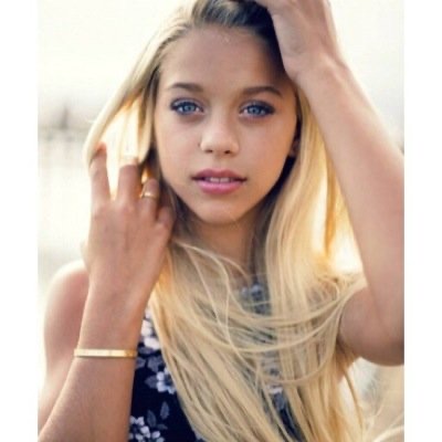 Image of Kaylyn Slevin.