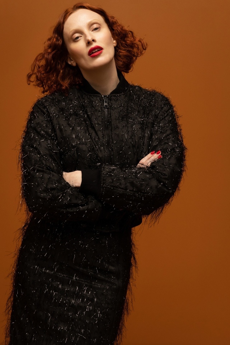 Karen Elson image