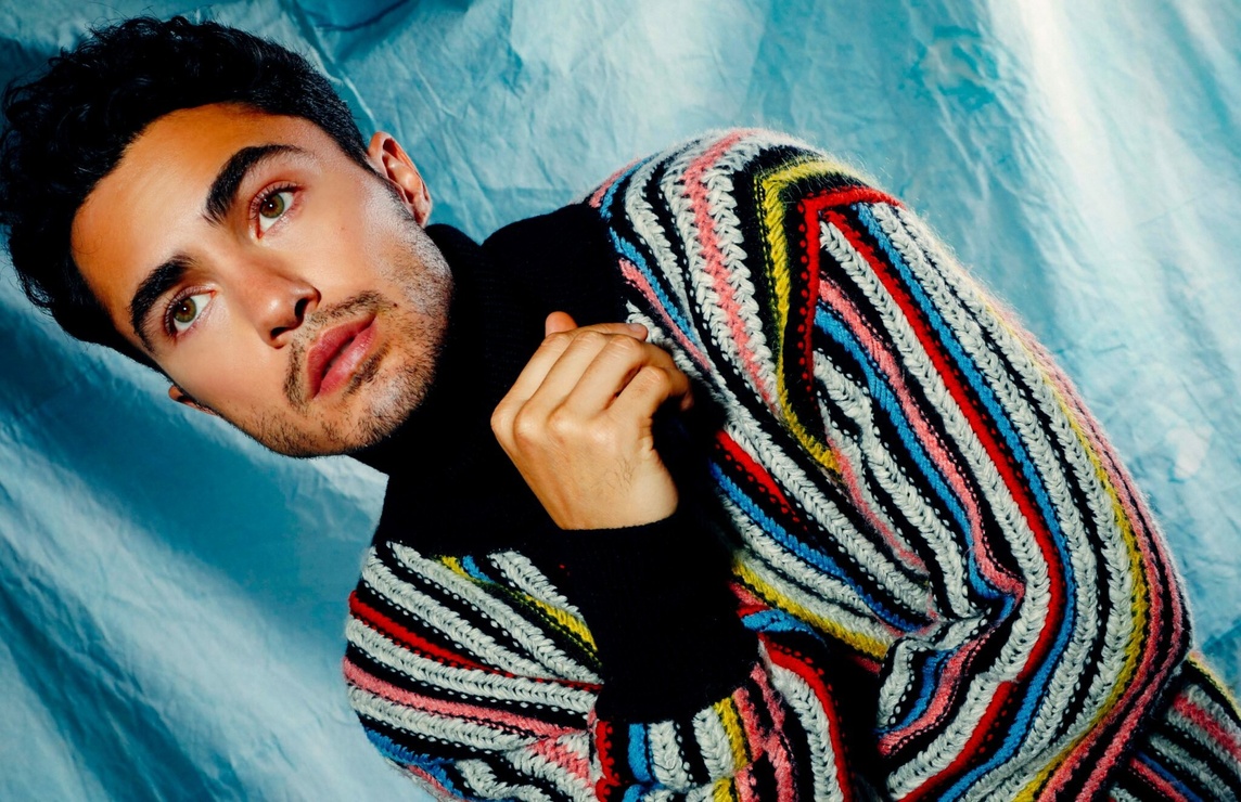 Picture of Darren Barnet