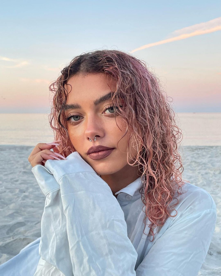 Picture of Michéle Winchester