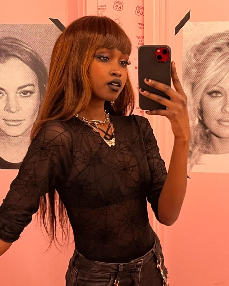 Picture of Shirleen (model)